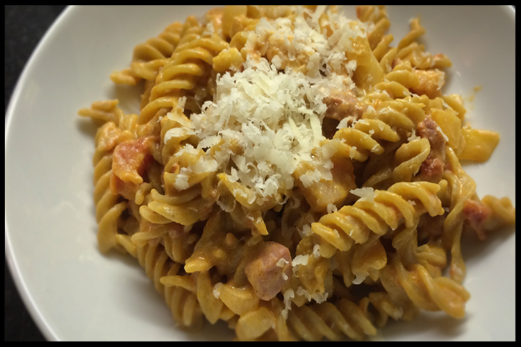 Creamy Bacon Fusilli – OntheFly Recipes